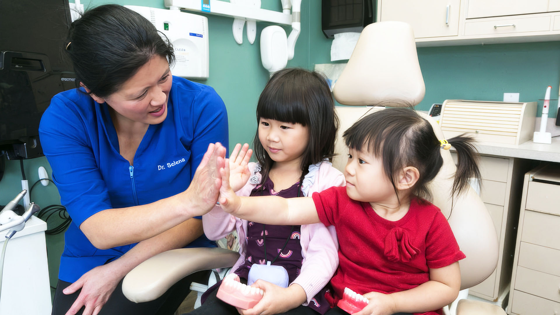 Stress-Free Dental Services with Stevenston Smiles – Marc and Mandy Show