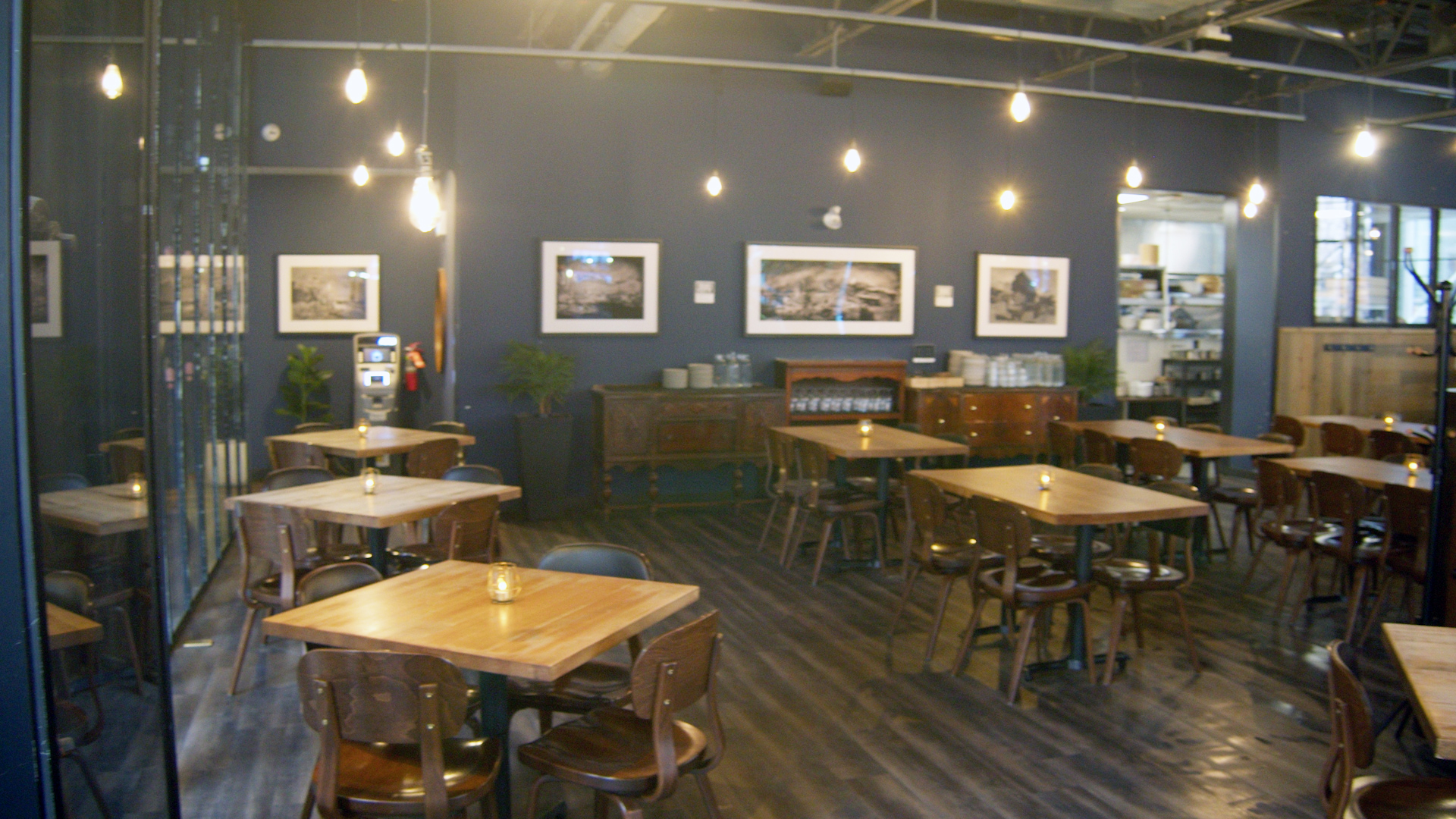 Grab A Bite: James Avenue Pumphouse – Marc and Mandy Show