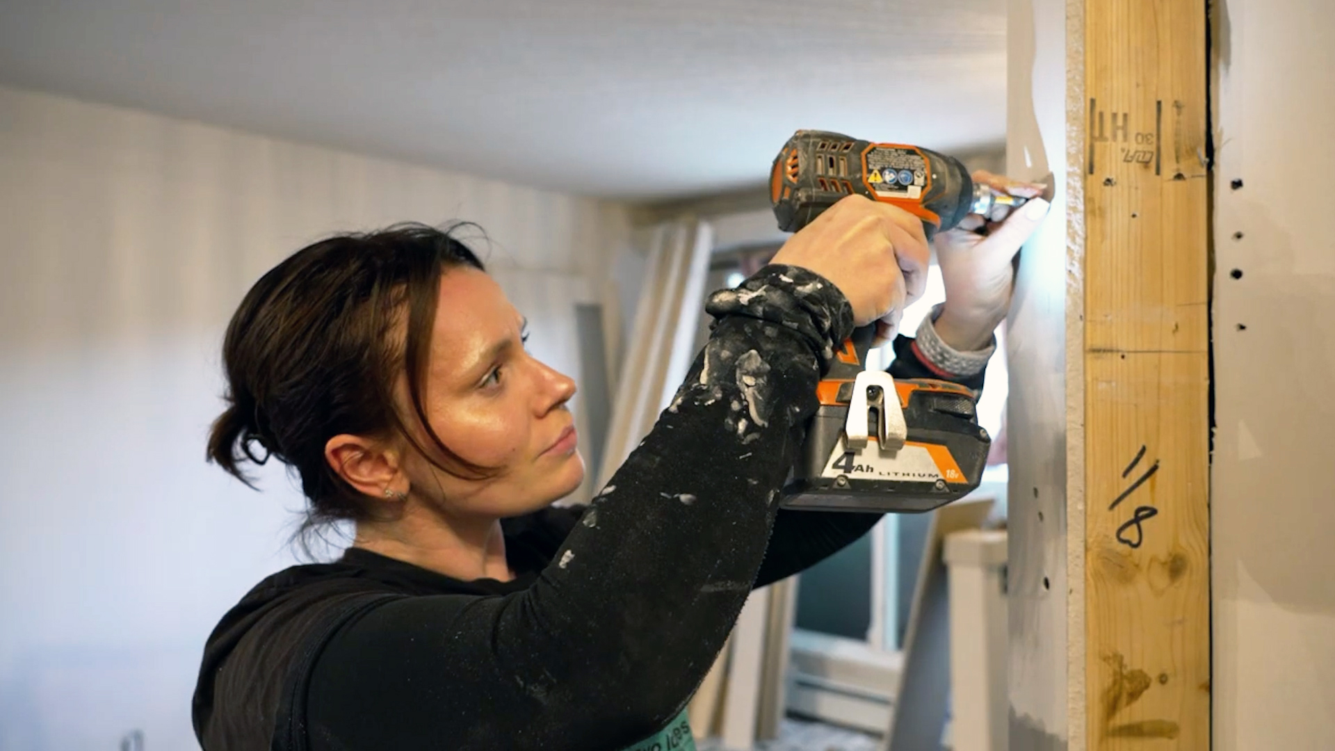 Building A Company With Two Ladies And A Ladder – Marc and Mandy Show